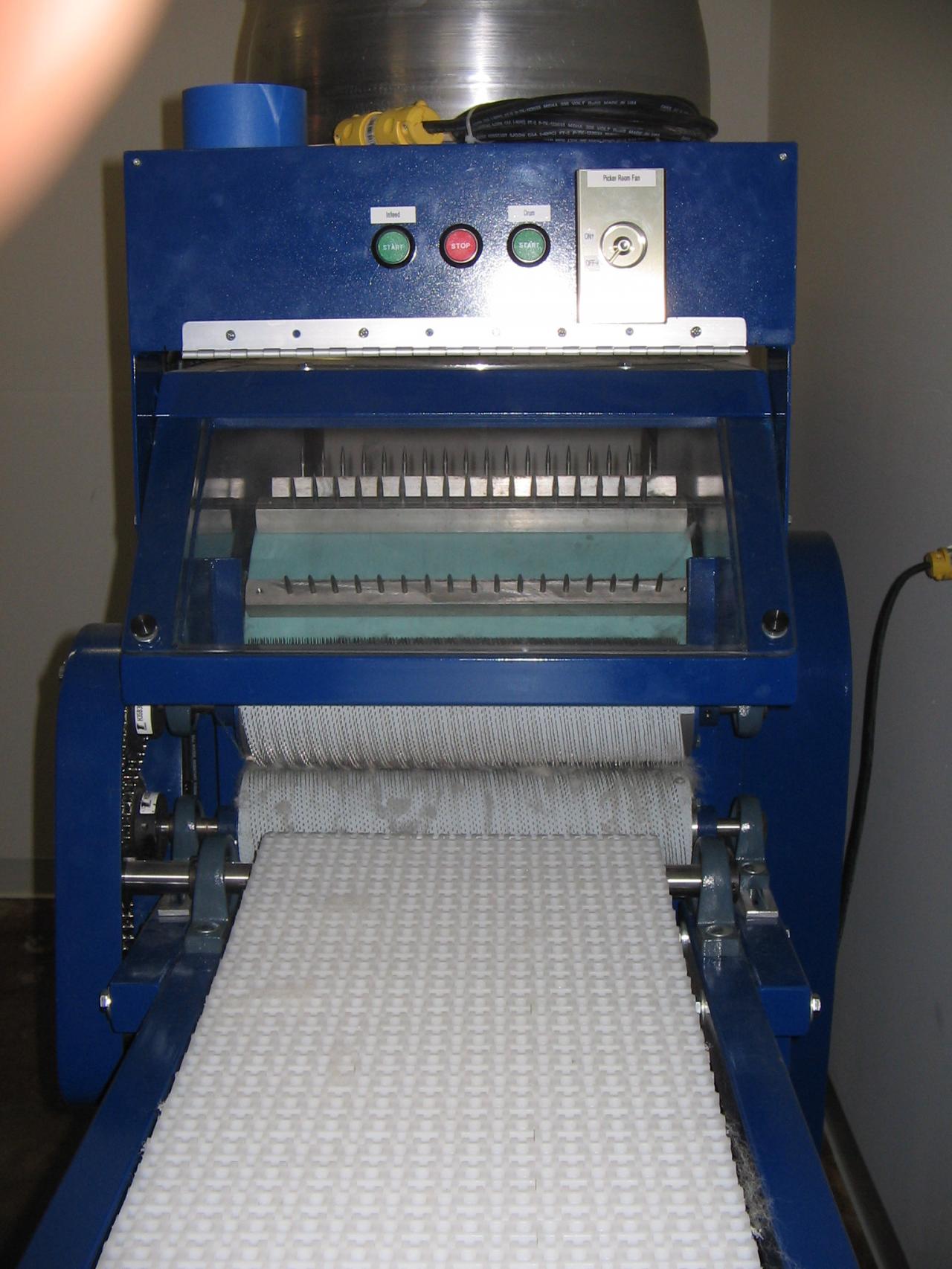 A Spinning Peddler's Fiber Mill - Photo Gallery